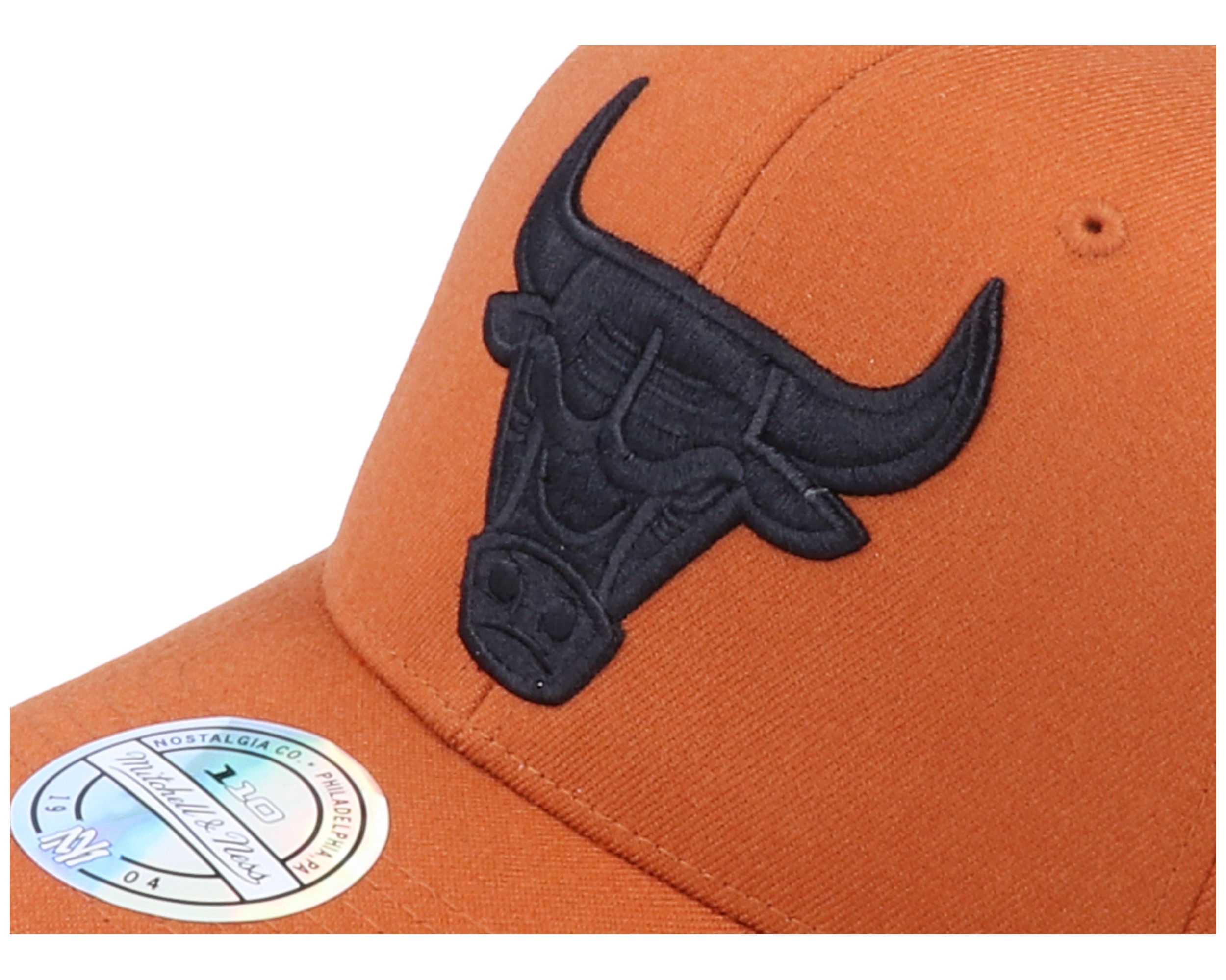 Chicago Bulls Black Logo Rust 110 Adjustable - Mitchell & Ness caps ...