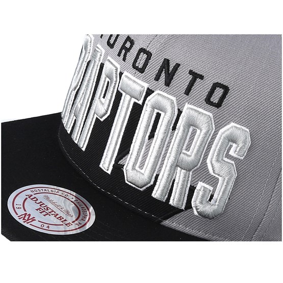 Toronto Raptors Shark Tooth Grey/Black Snapback - Mitchell & Ness caps ...